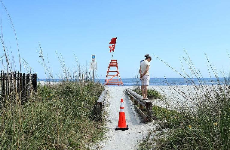 What COVID-19?! - Florida Beaches & Parks to Reopen This Evening - VIDEO