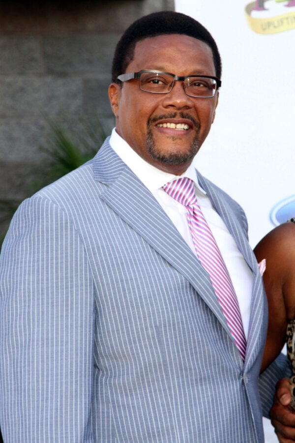 Judge Mathis Encouraged Gay Son to Come Out on Family's New Series | Video