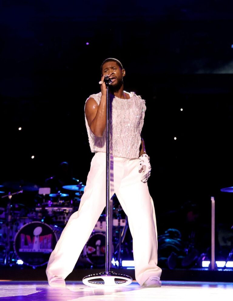 Apple Drops Short Usher Documentary Shot on iPhone | Watch