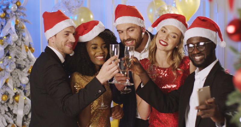 Corporate Holiday Parties Return, Focusing on Off-Site Bonding