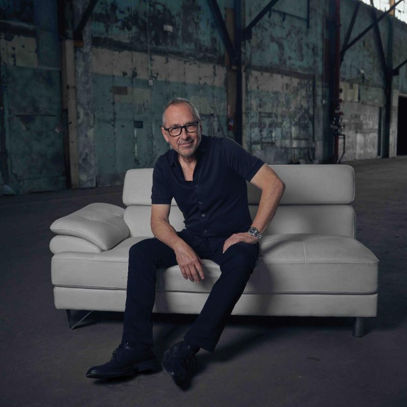 The Pulse of Entertainment: Brian Simpson's ‘Midnight Groove’