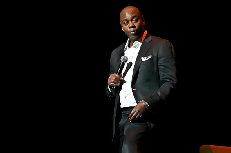 Dave Chappelle’s Edmonton Show Derailed by Hecklers