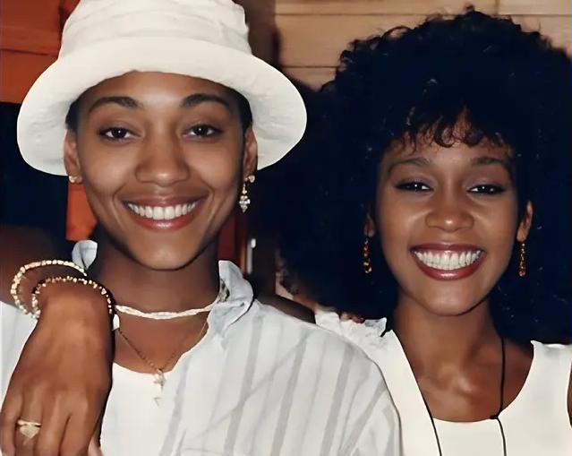 Robyn Crawford’s Claims About Whitney Houston Divide Fans