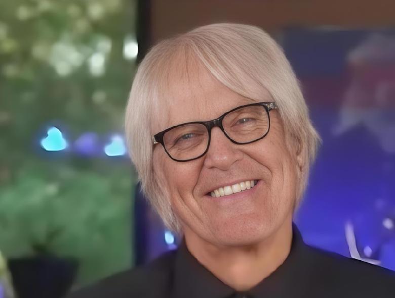 John Tesh Recalls Dating Oprah Winfrey in the 1970s